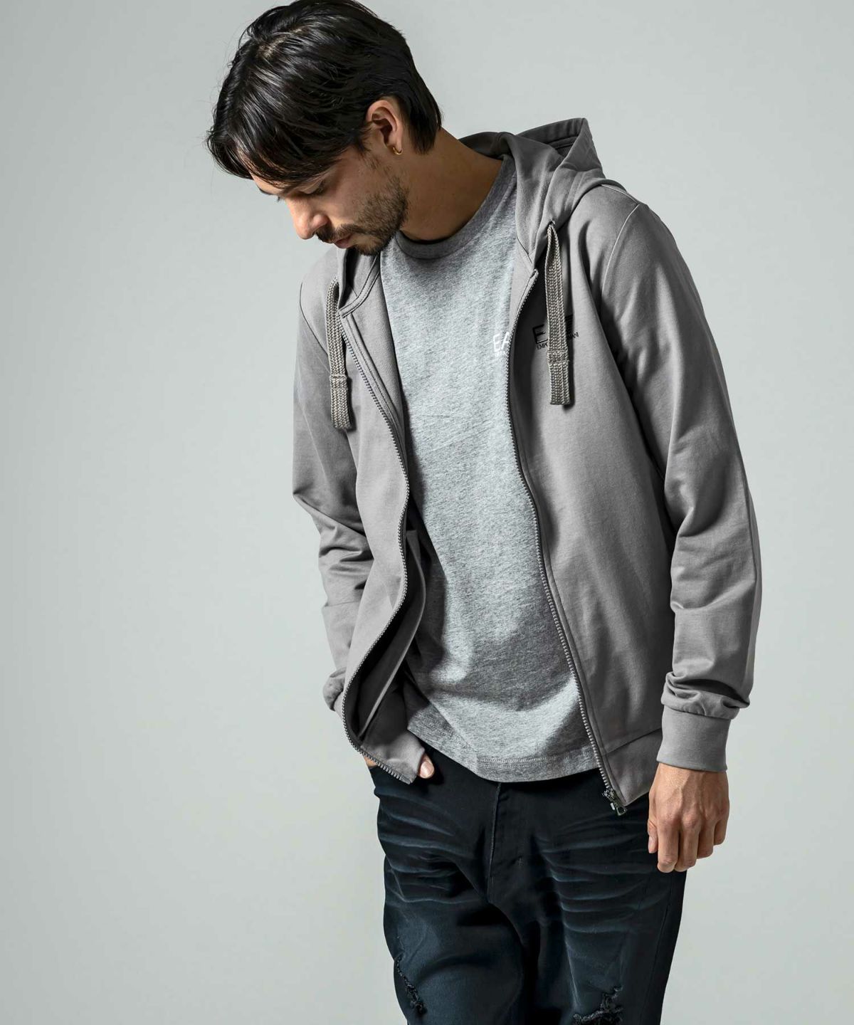 EMPORIO ARMANI EA7(イーエーセブン)TRAIN CORE ID M HOODIE FZ EMPORIO ARMANI EA7(イーエーセブン)TRAIN CORE ID M HOODIE FZ