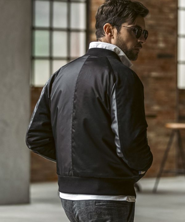 1PIU1UGUALE3 RELAX(ウノピゥウノウグァーレトレ リラックス)ブライト